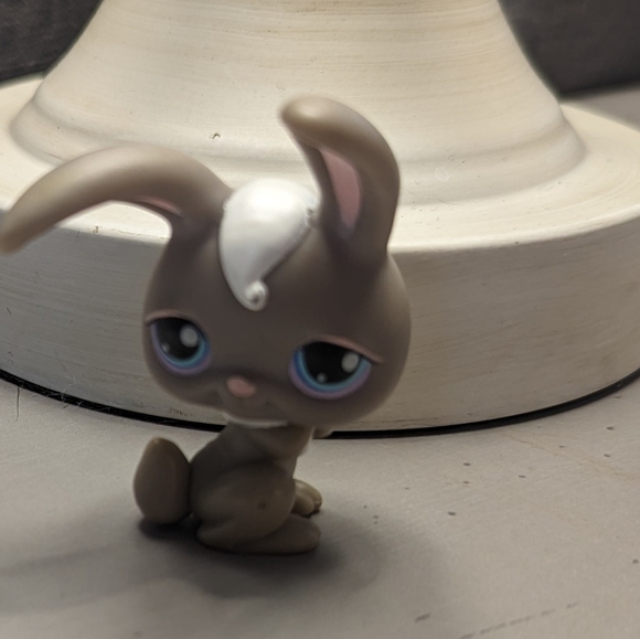 Littlest Pet Shop | Toys | Littlest Pet Shop Lps 4 Gray Easter Bunny ...